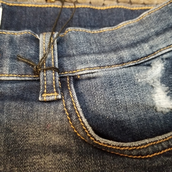 Sneak Peak | Shorts | Sneak Peak Jean Shorts 25 Extreme Daisy Duke ...